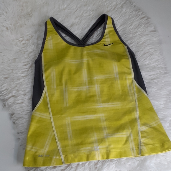 Nike | Tops | Nike Racer Back Active Top | Poshmark